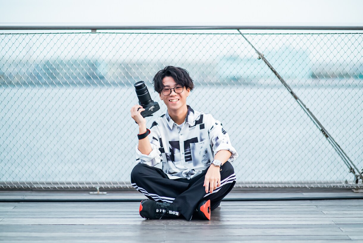 SNS・LP用！プロフィール写真撮影します あなたの”らしさ”が伝わる写真を届けます！ | ココナラ