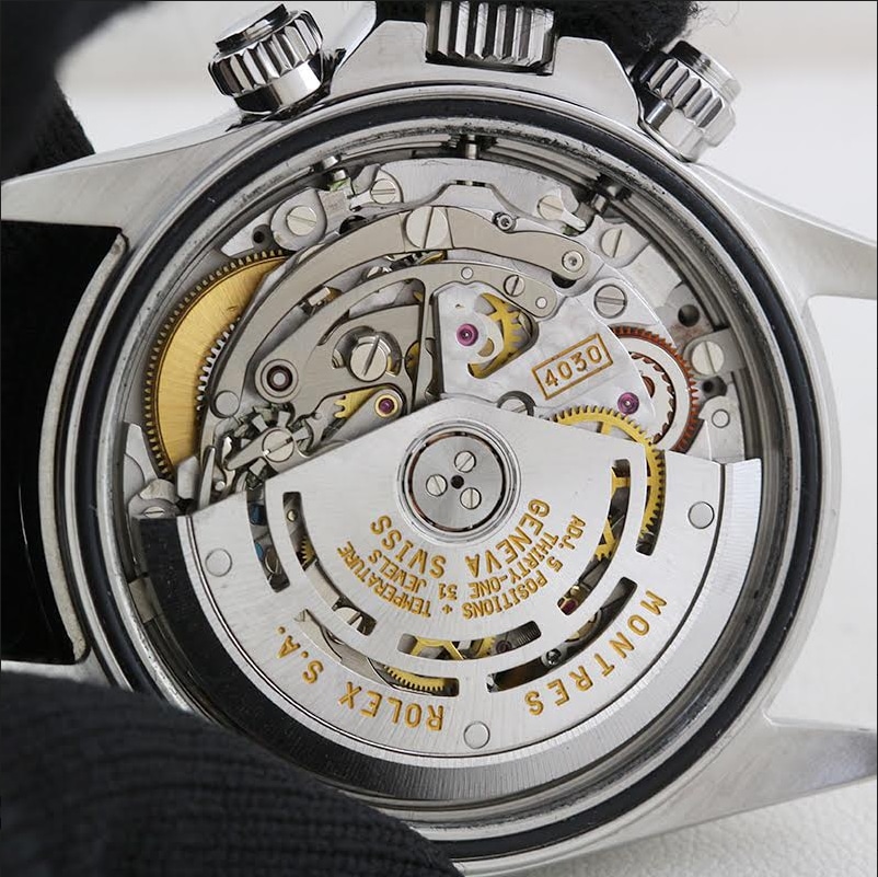 16520は今買うべきか否か新旧を問うを教えます 「ゼニスムーブメント16520 VS 現行116500LN」 | ココナラ